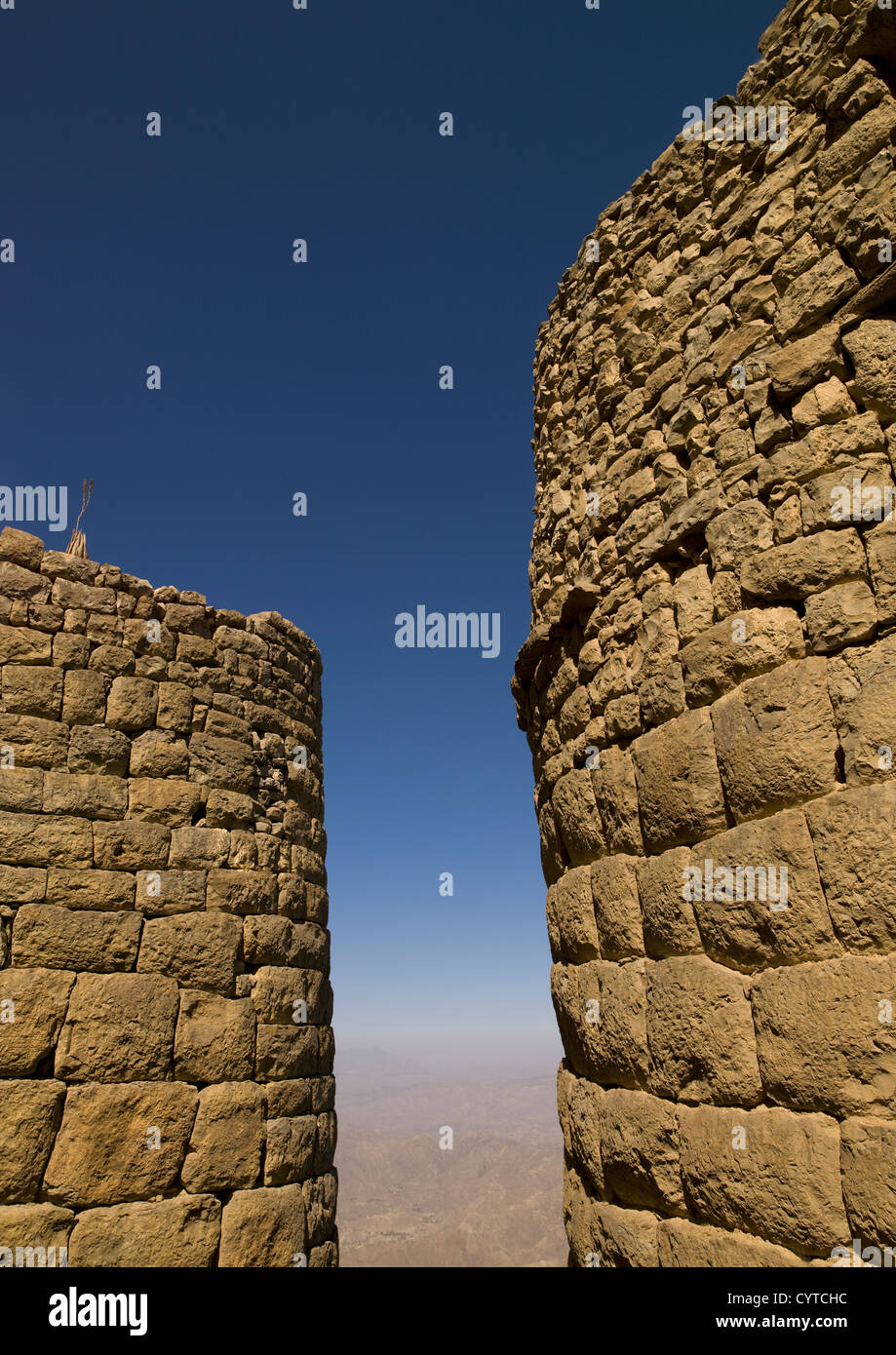 View From The Ramparts Of The Citadel In Kholan, Yemen Stock Photo - Alamy