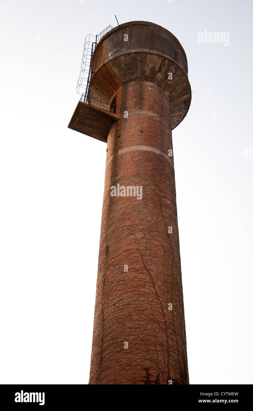 Water tower tank hi-res stock photography and images - Alamy