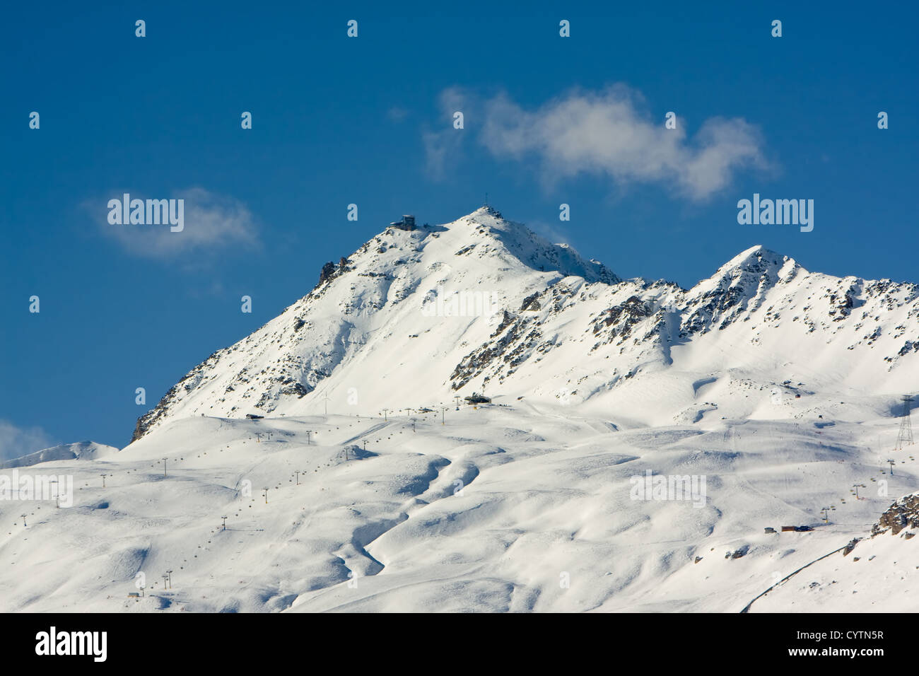 Beautiful landscape showing mountains in the swiss alps Stock Photo - Alamy