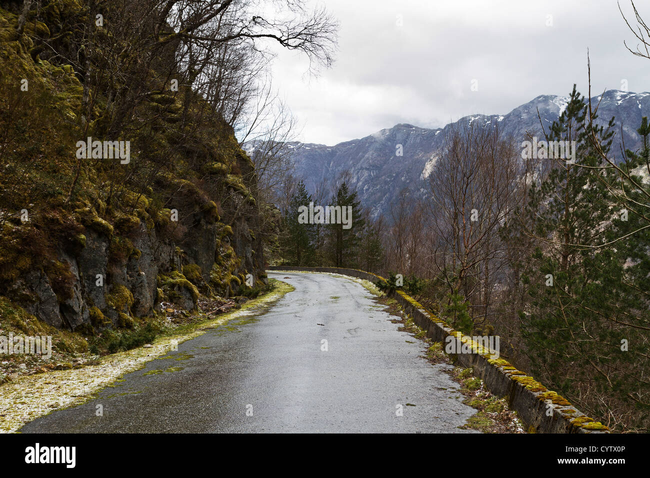 Run down landscape hi-res stock photography and images - Alamy