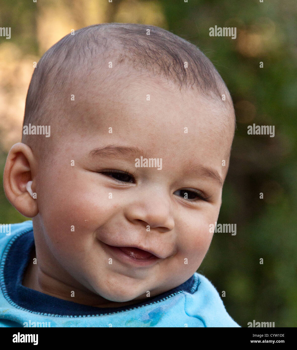 Ear ache baby hi-res stock photography and images - Alamy