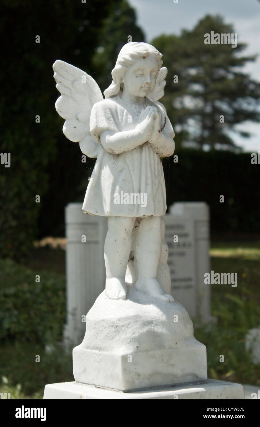 Figure headstone hi-res stock photography and images - Alamy
