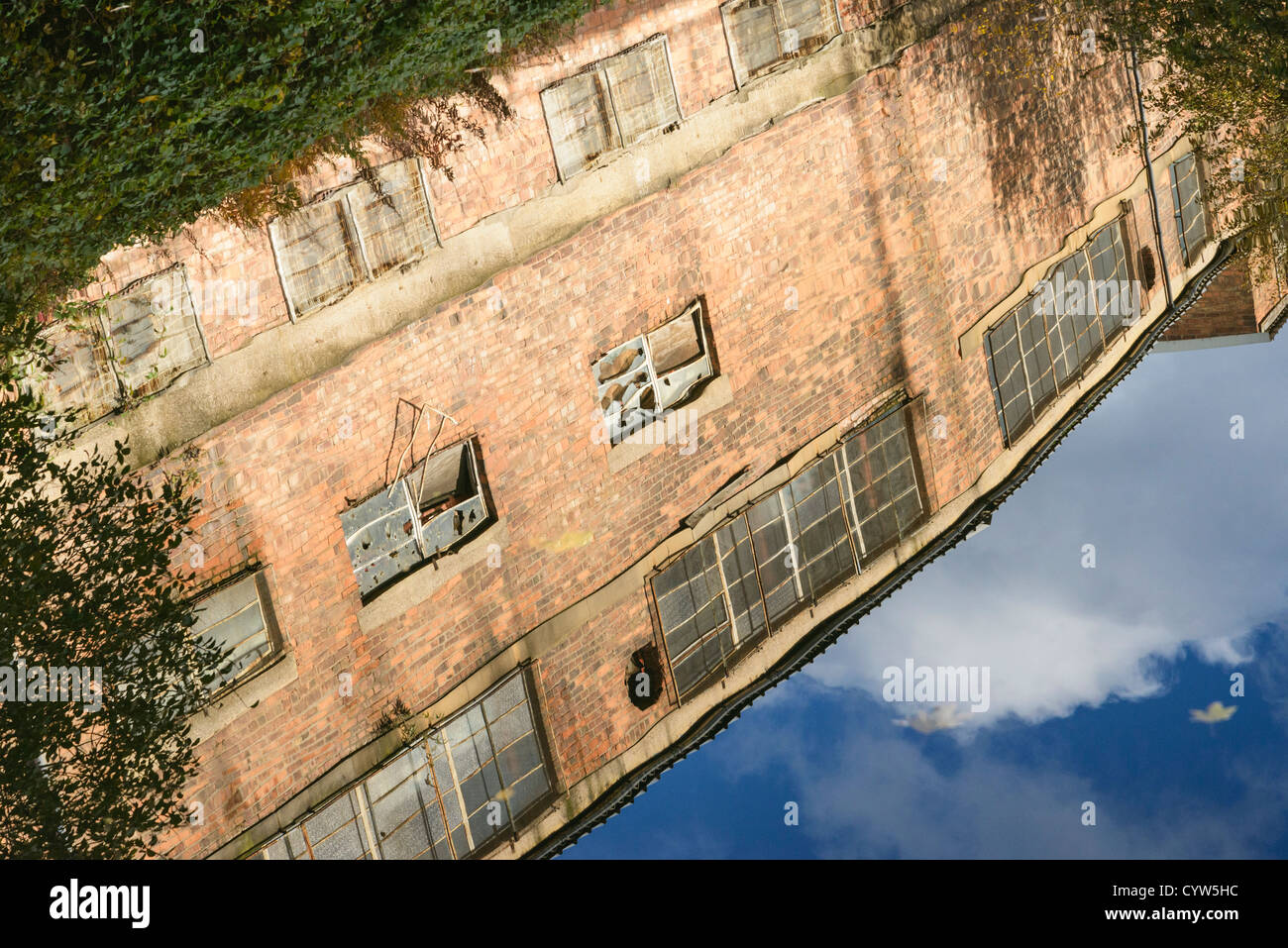 Red brick factory hi-res stock photography and images - Alamy
