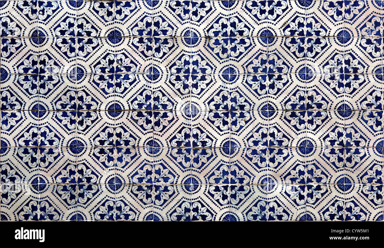 Azulejos picture hi-res stock photography and images - Alamy