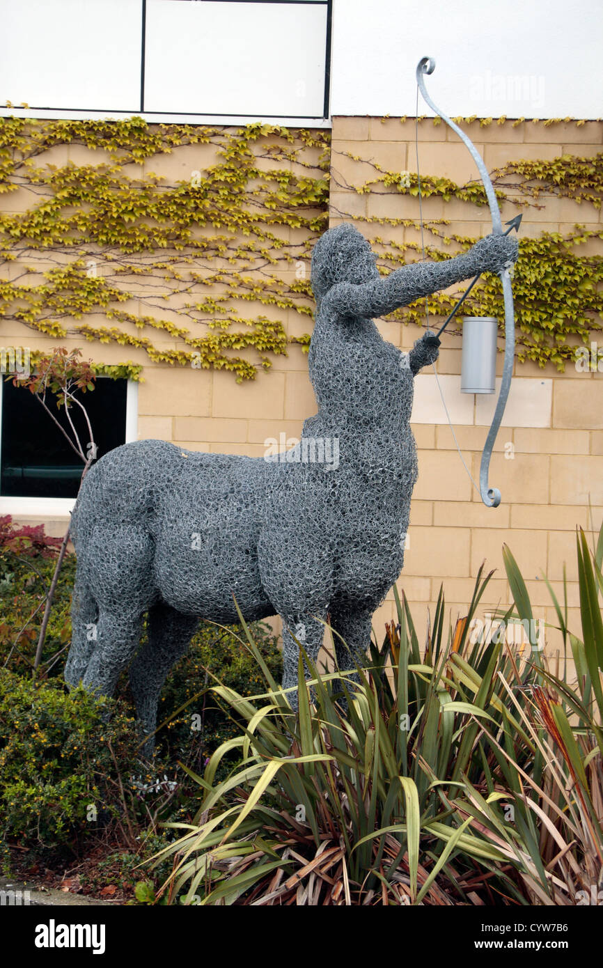 Cheltenham racecourse hi-res stock photography and images - Alamy