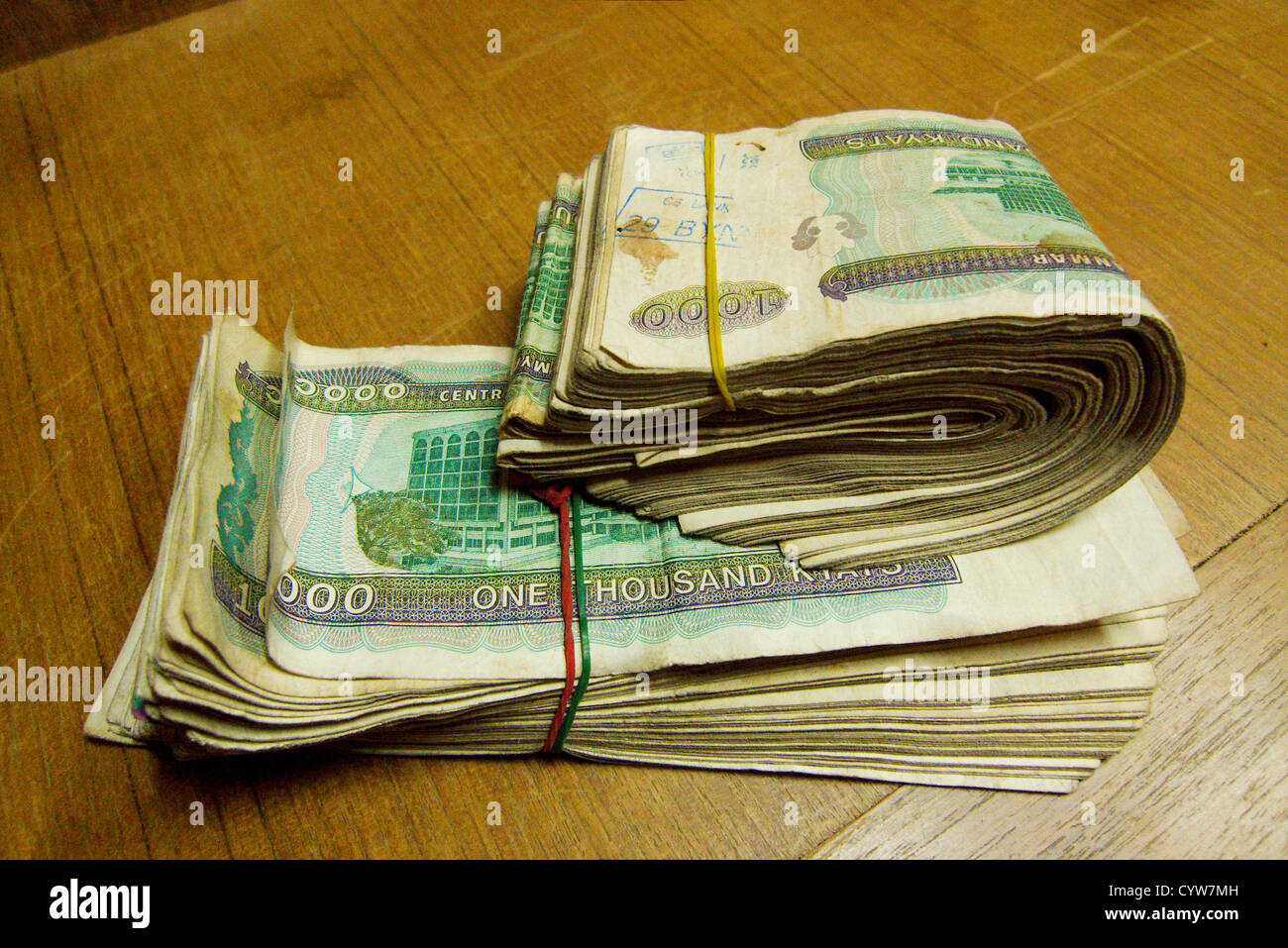 Myanmar kyat currency hi-res stock photography and images - Alamy