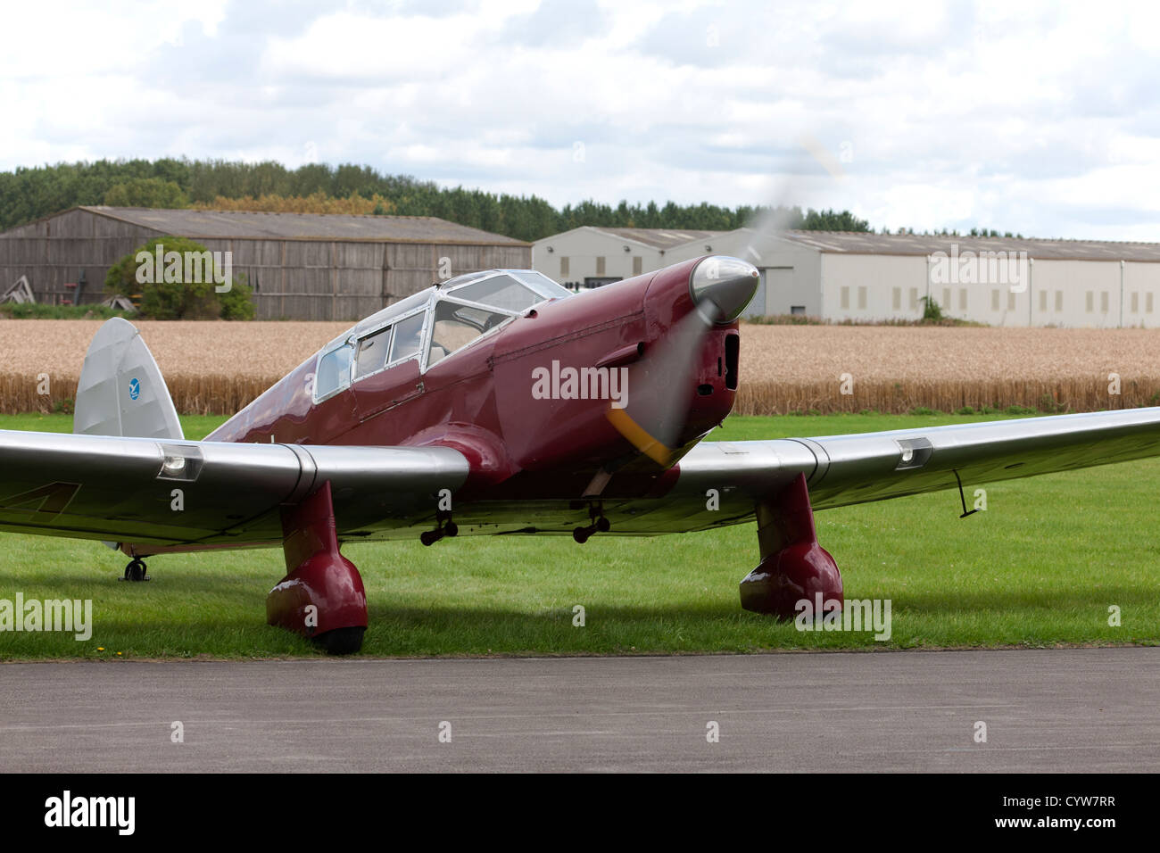 Percival gull monoplane from the 1930s hi-res stock photography and ...