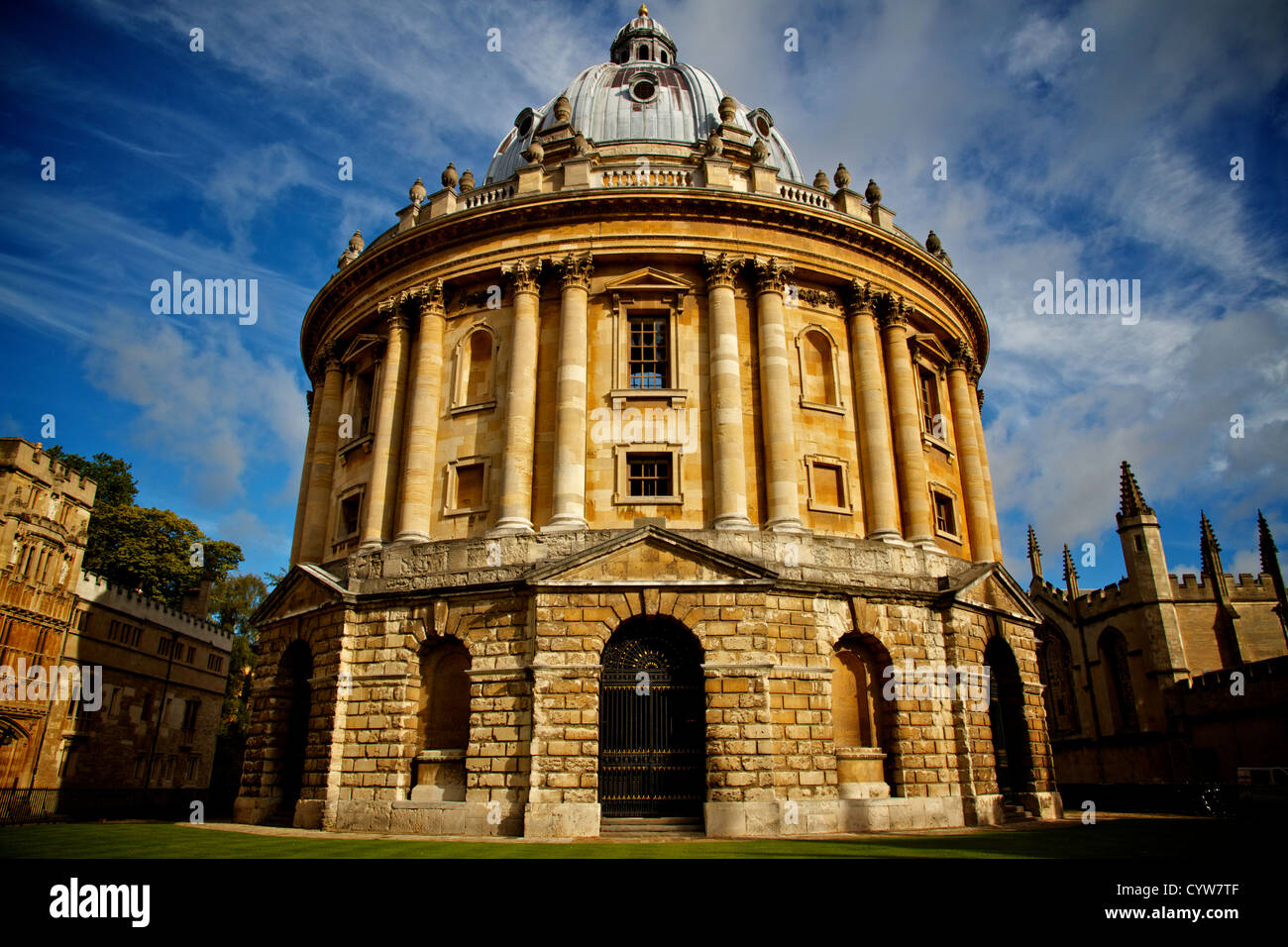 The Radcliffe Camera in Oxford, England with Brasenose College on the ...