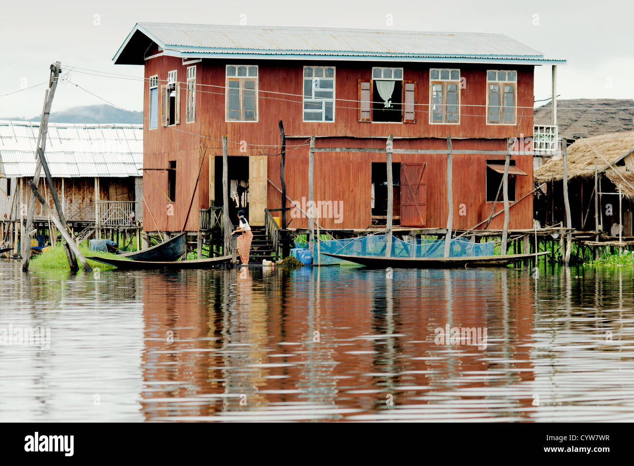 Houses in the middle of Inle lake Stock Photo - Alamy