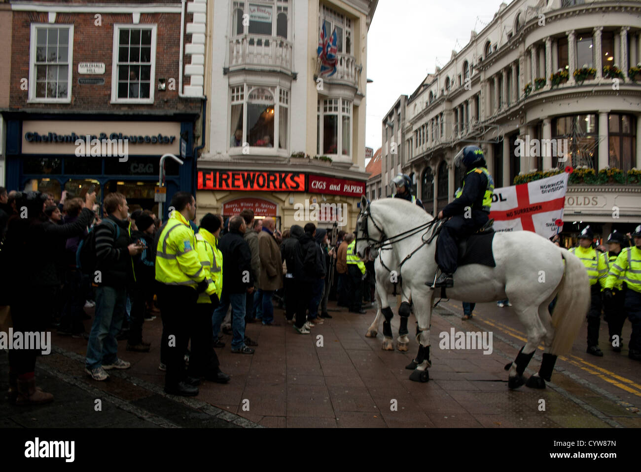Horses keep the two sides apart Stock Photo - Alamy