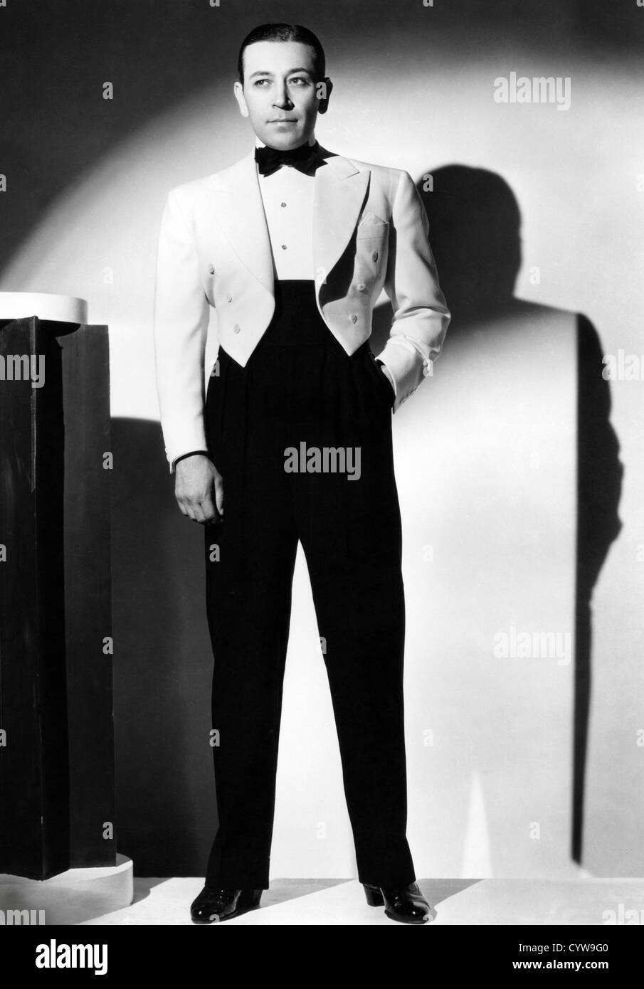 GEORGE RAFT (PORTRAIT) RAFT 004 MOVIESTORE COLLECTION LTD Stock Photo ...