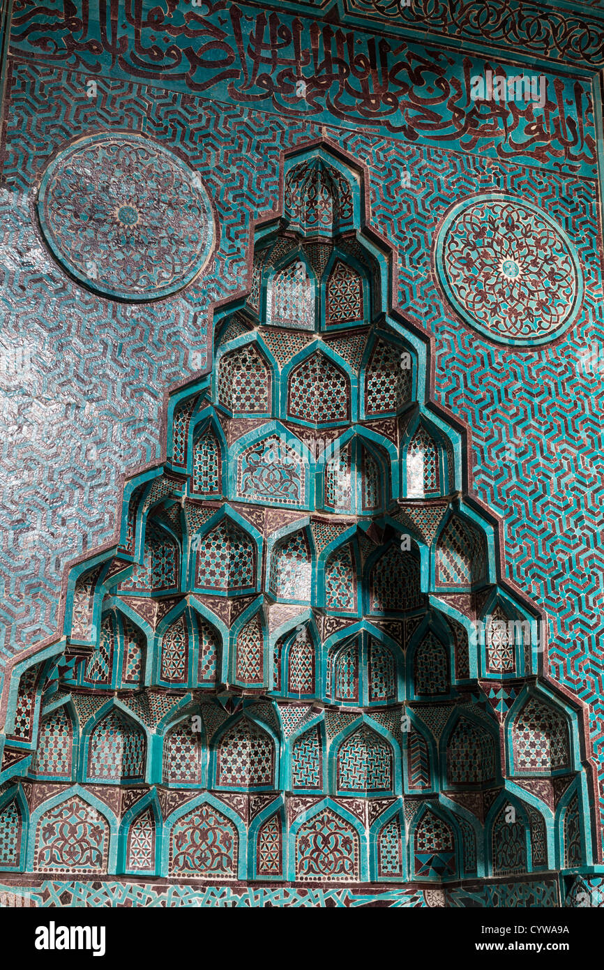 detail of tiling of mihrab, Esrefoglu Cami, Beyshehir, Turkey Stock ...
