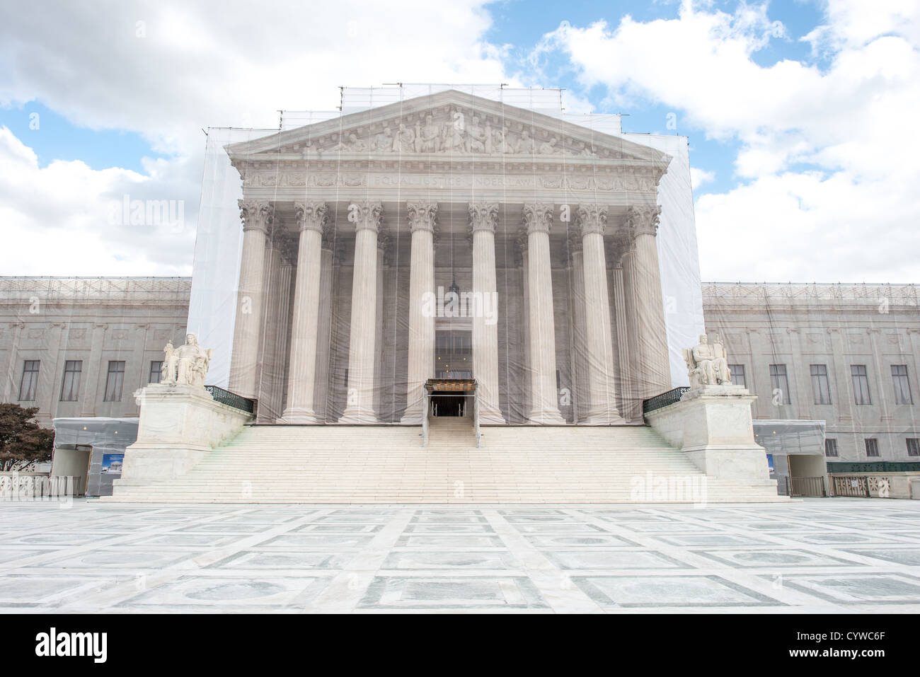 WASHINGTON DC — The United States Supreme Court building undergoes ...