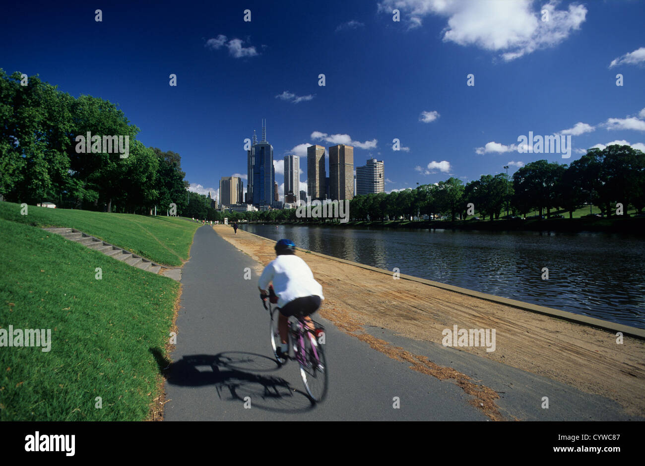 Australia, Melbourne,the cycle path, Yarra river and city skyline Stock ...