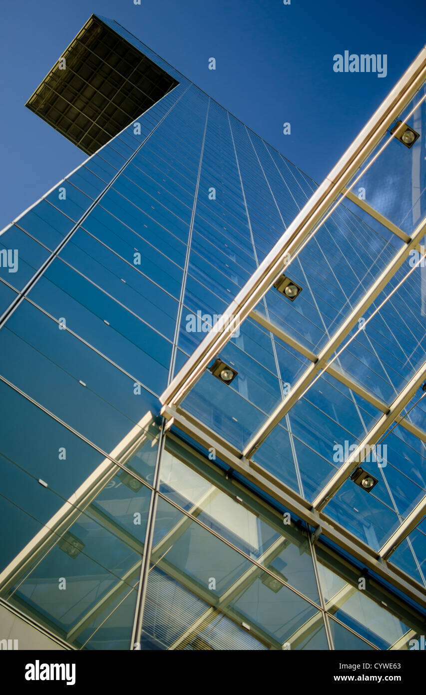 Modern Office Building With Glass Facade Stock Photo - Alamy