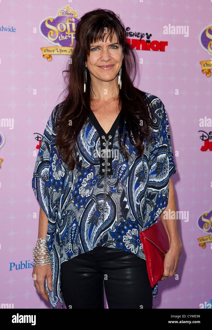 Jennifer hale hi-res stock photography and images - Alamy