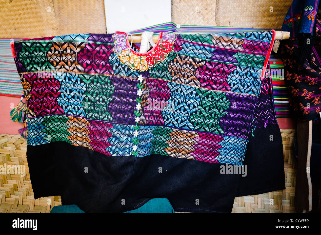 Guatemalan textile hi-res stock photography and images - Alamy