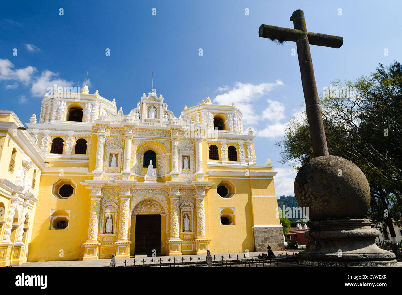 Church yellow cross cathedral hi-res stock photography and images - Alamy