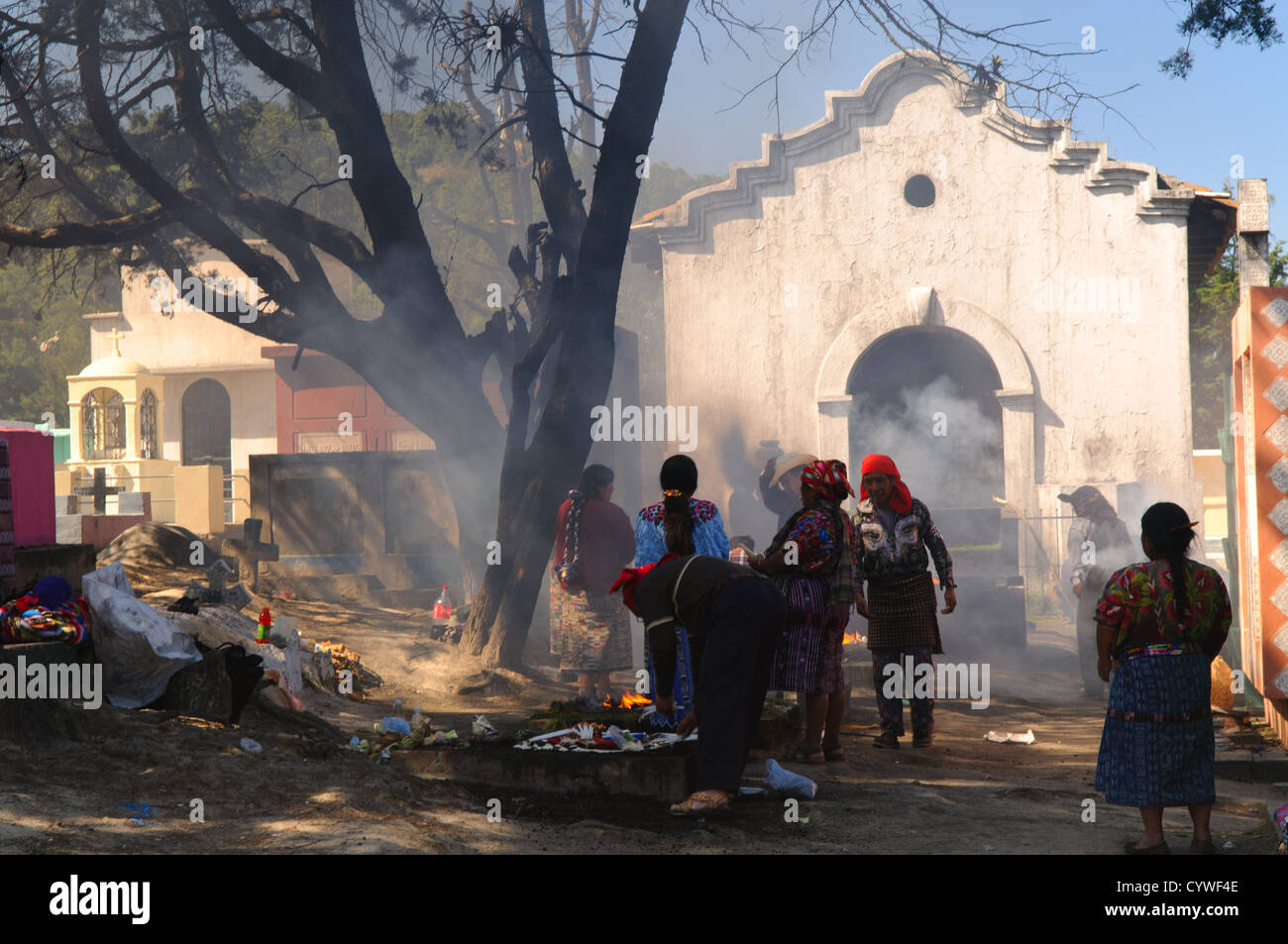 Local Perform Traditional Kiche Maya Stock Photos & Local Perform ...
