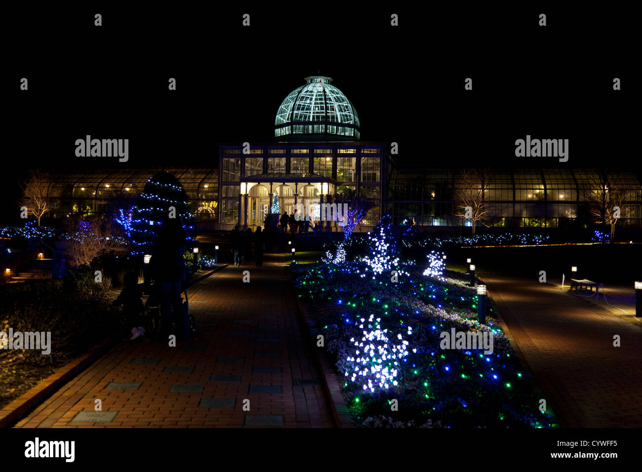 The Conservatory and Holiday decorations at Lewis Ginter Botanical ...