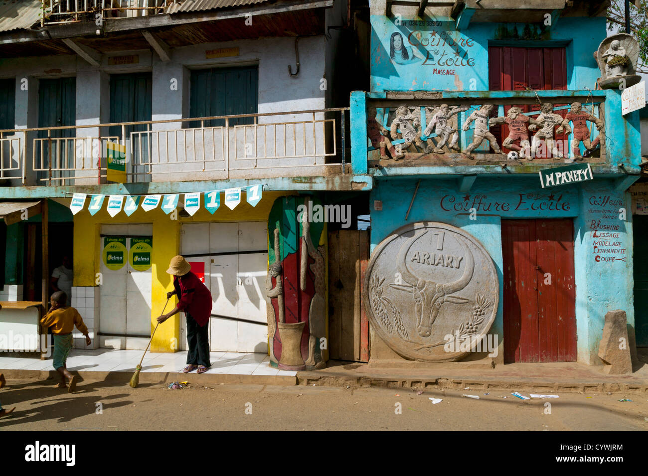 Street antananarivo madagascar hi-res stock photography and images - Alamy