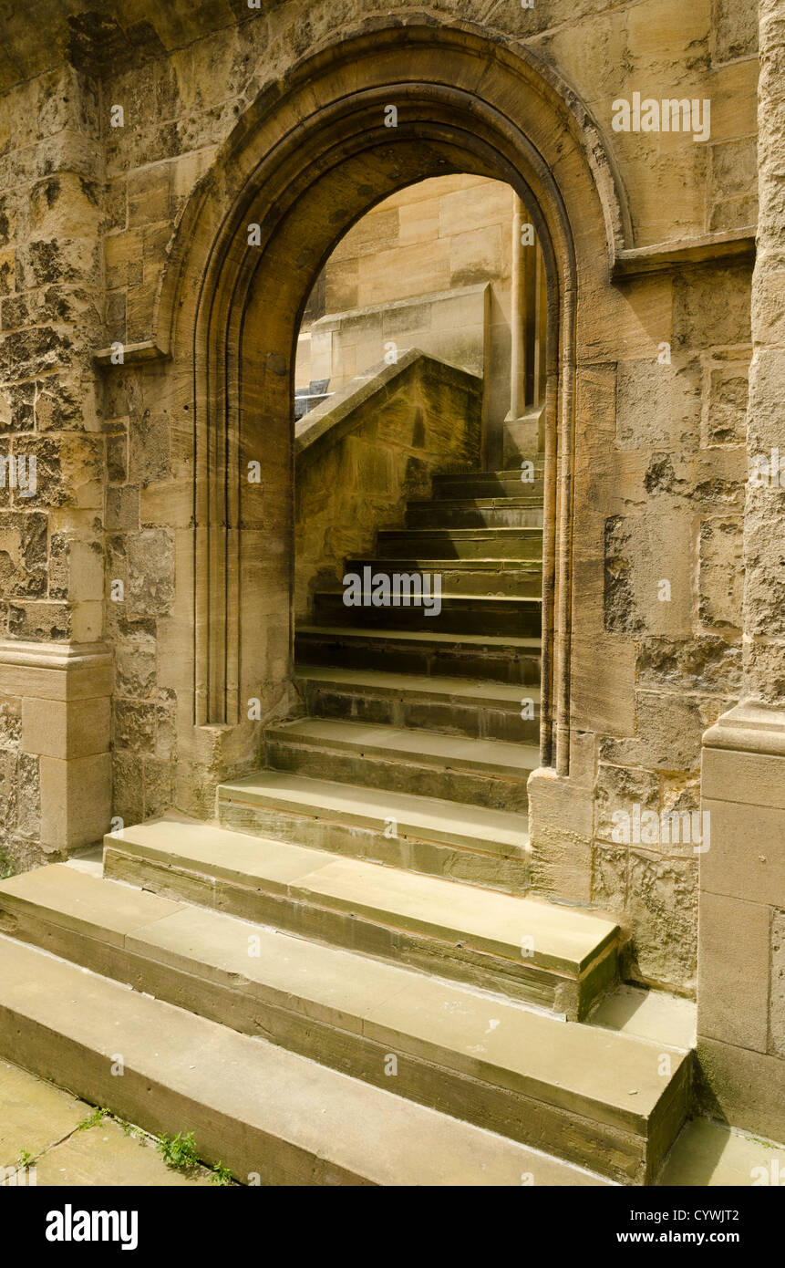 Gothic arch and sandstone steps in Oxford city UK Stock Photo - Alamy