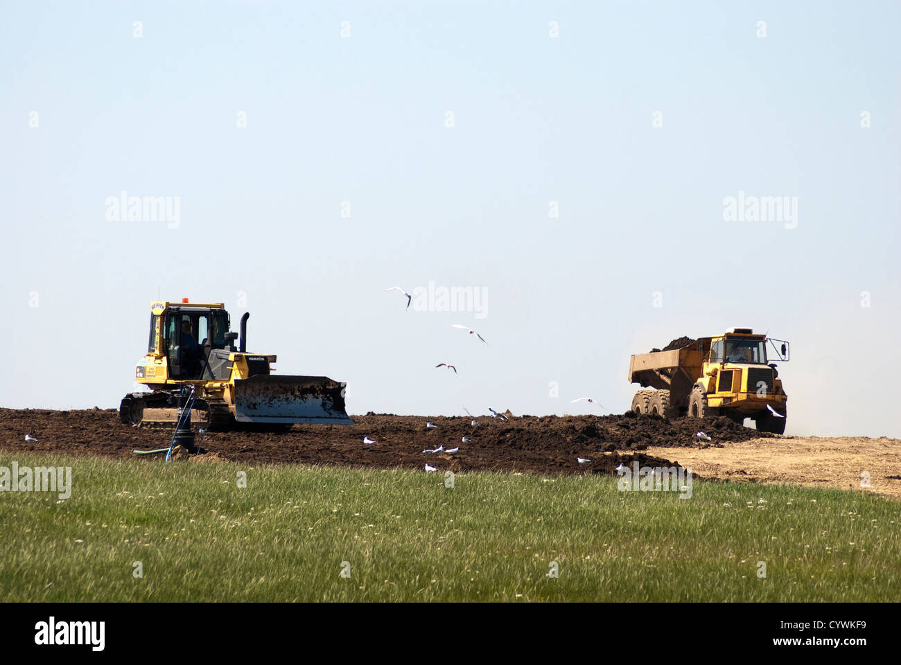 Earth moving truck hi-res stock photography and images - Alamy