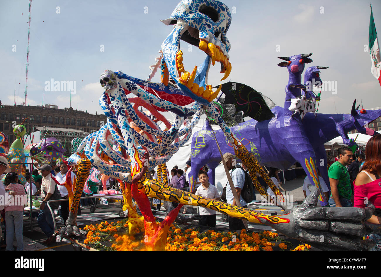 Float parade mexico hi-res stock photography and images - Alamy