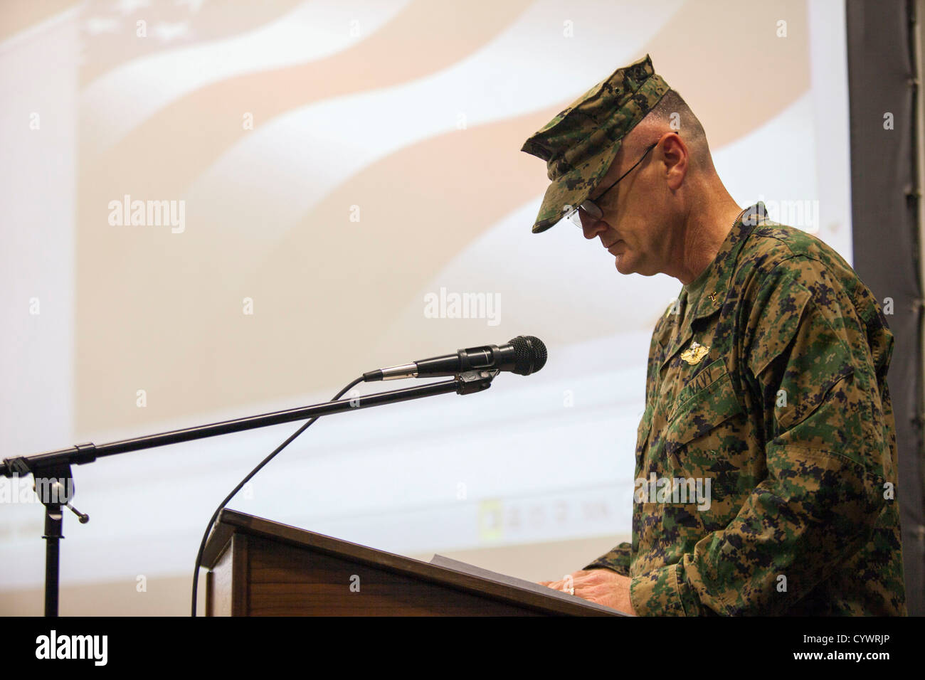 26th marine expeditionary unit meu chaplain hi-res stock photography ...