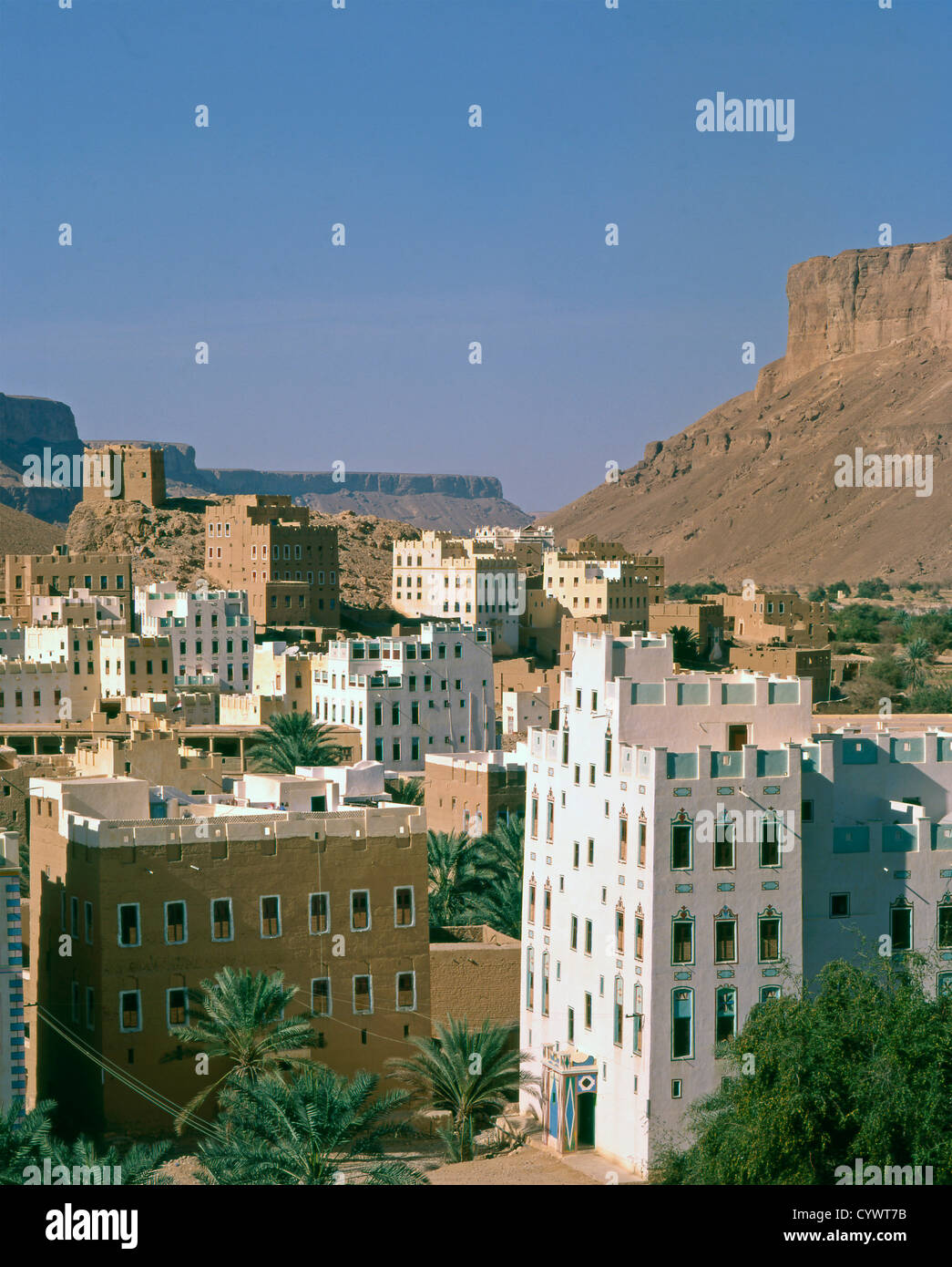 Yemen, Hadramawt Province, Wadi Doan, village Stock Photo - Alamy
