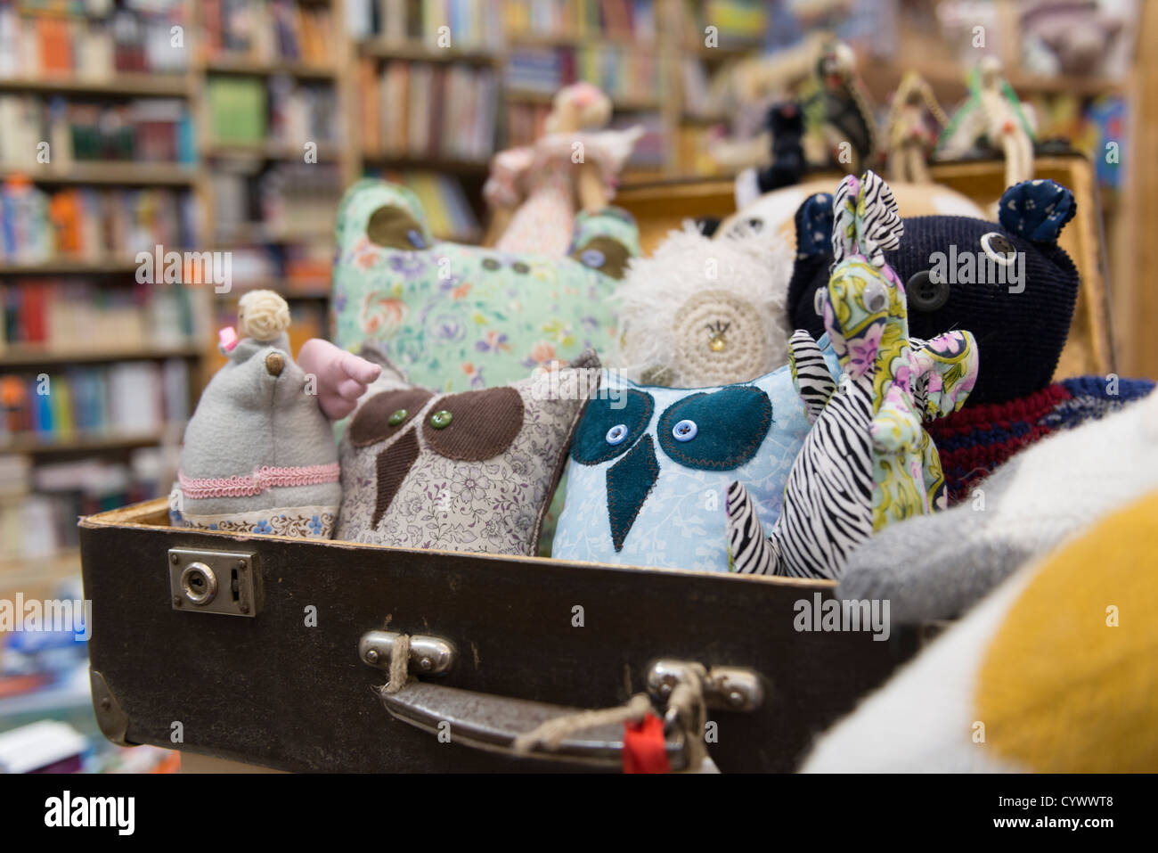 small bookstore store books literature shop market Stock Photo - Alamy