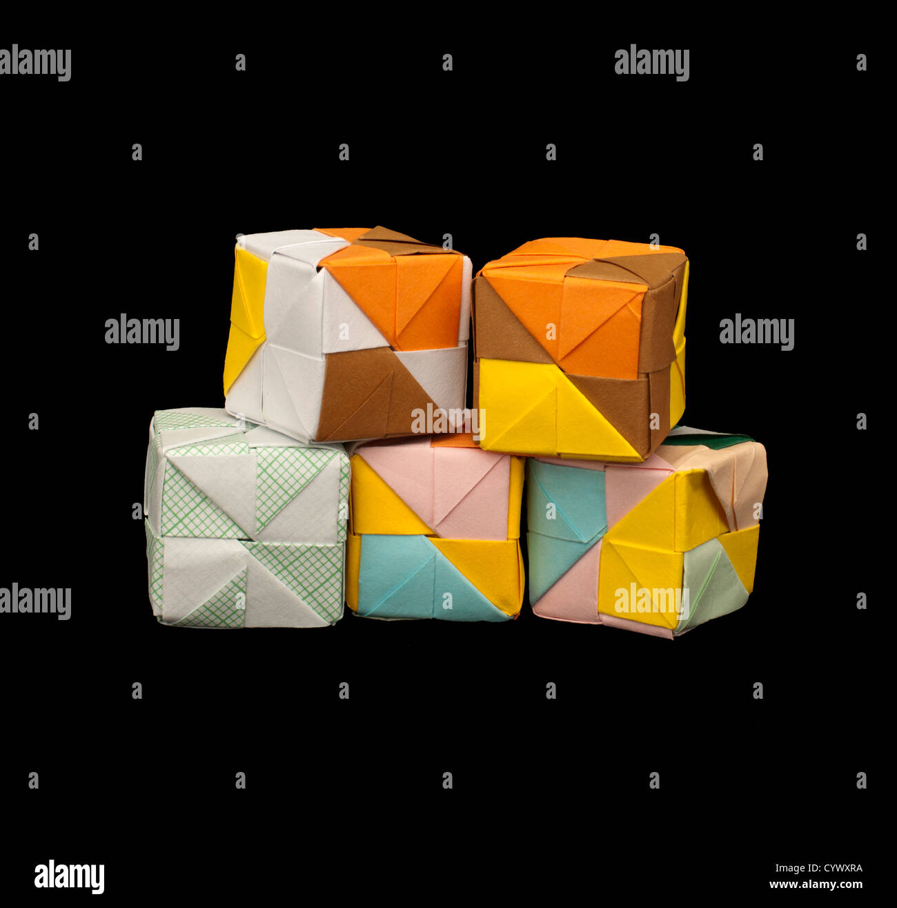 Origami cube hi-res stock photography and images - Alamy