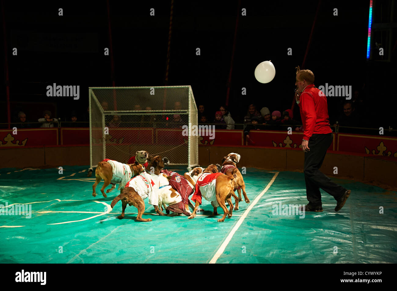 Circus big top interior hi-res stock photography and images - Alamy