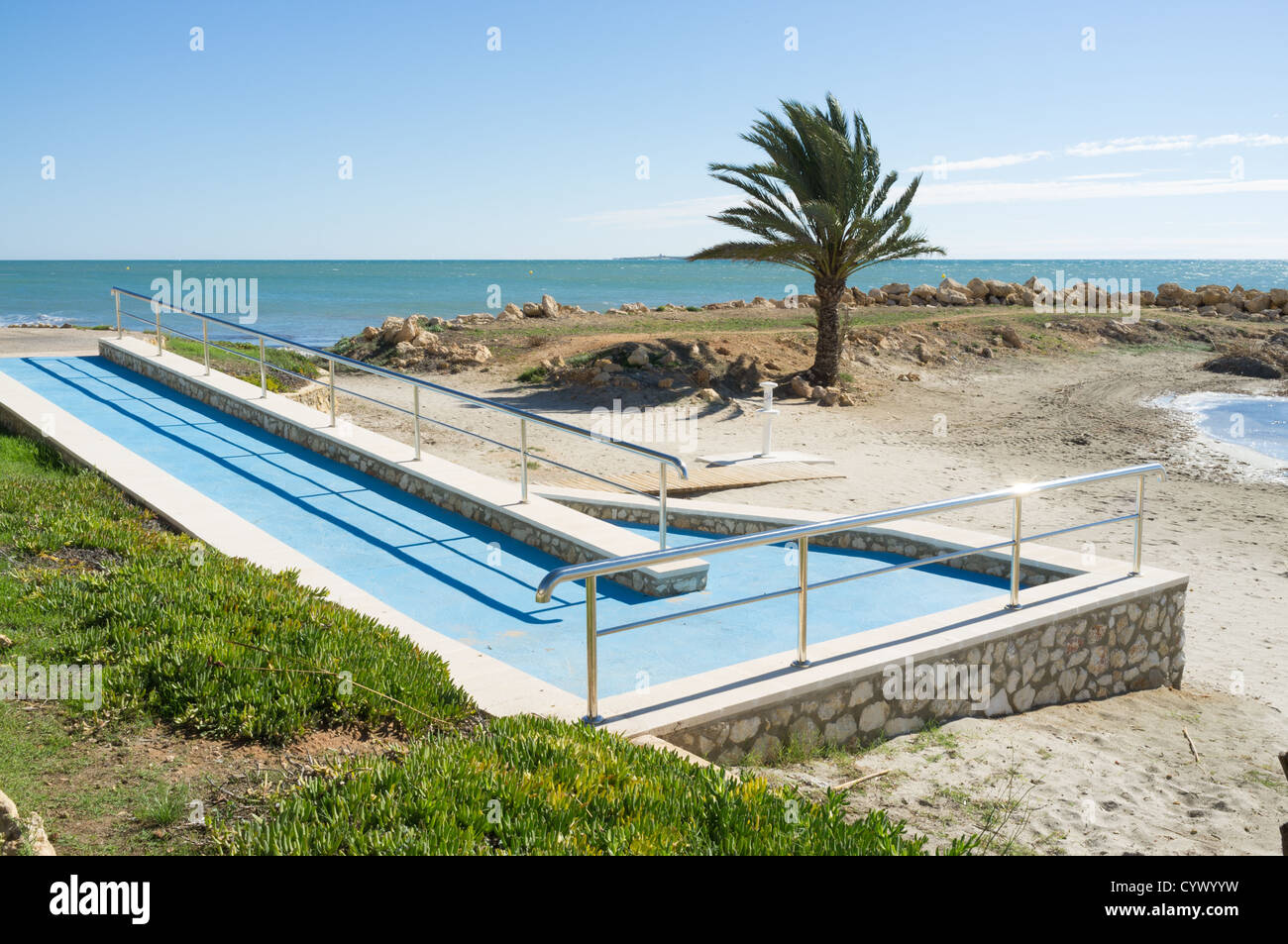 Handicap walkway hi-res stock photography and images - Alamy