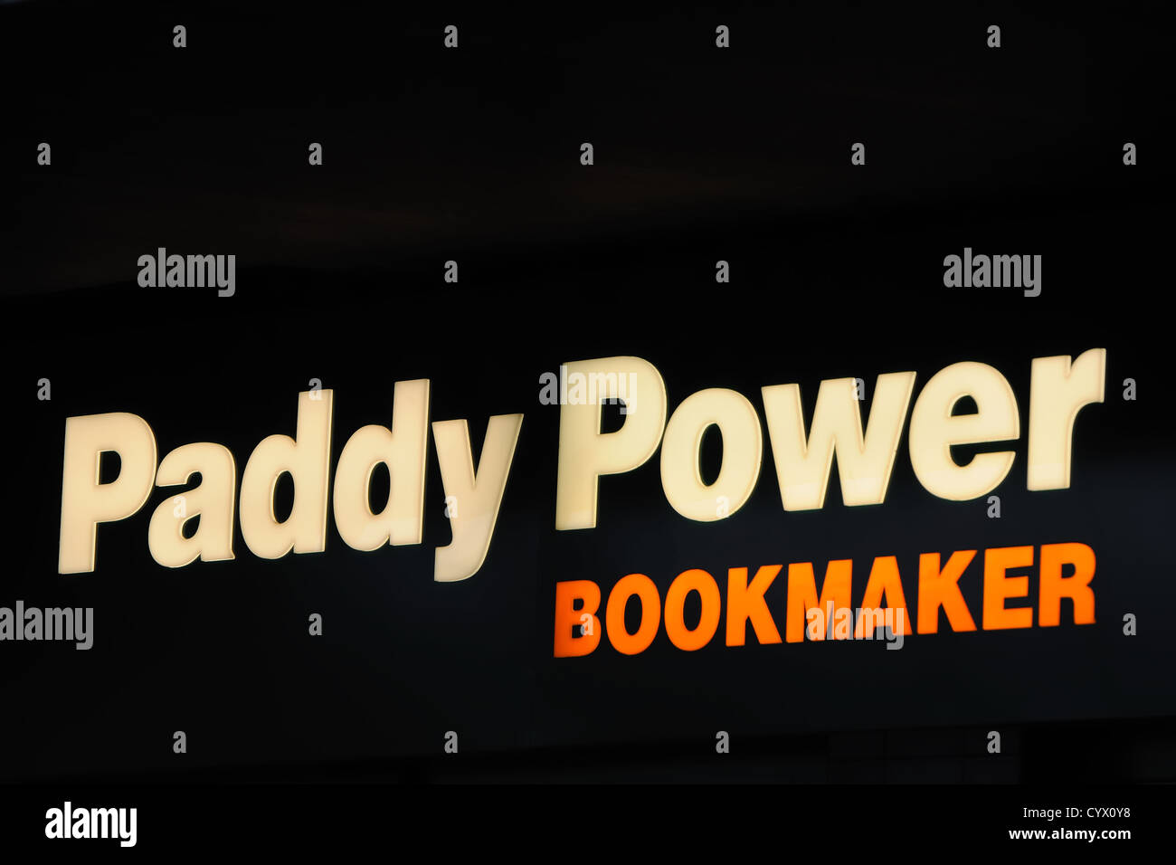 Bookmakers sign hi-res stock photography and images - Alamy