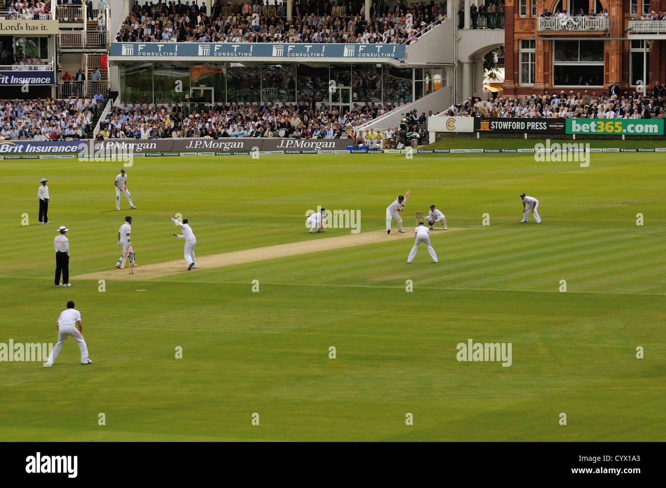 Cricket batting lord's hi-res stock photography and images - Alamy