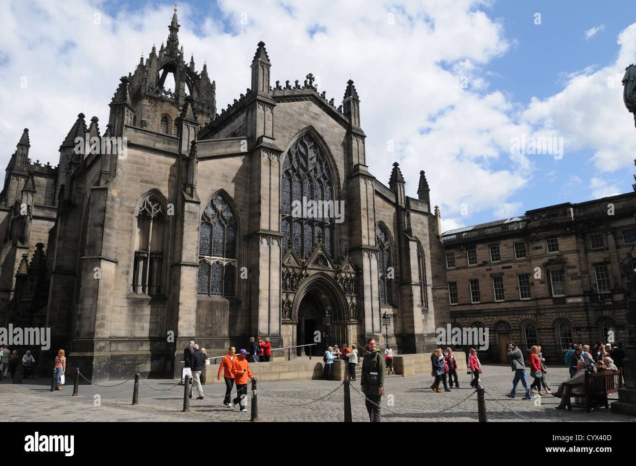view of the square of St.Giles cathedral in Edinburgh, Scotland Stock ...