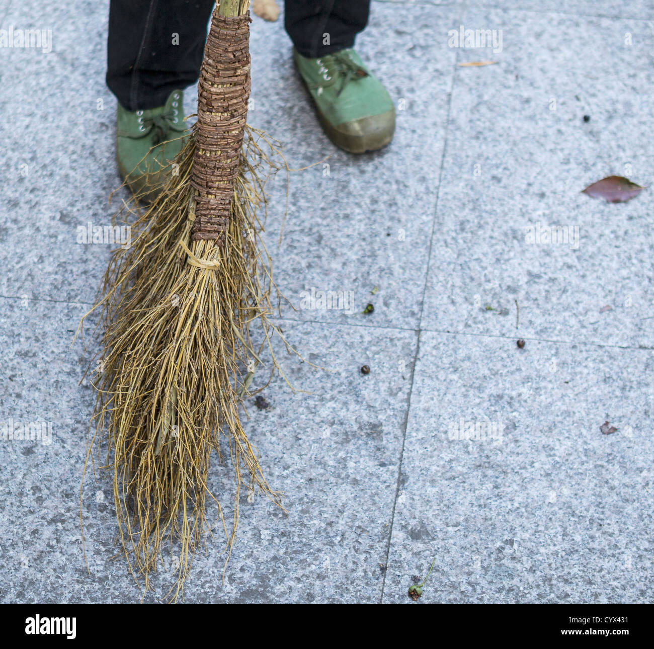 Job sweep cleaning broom hi-res stock photography and images - Alamy