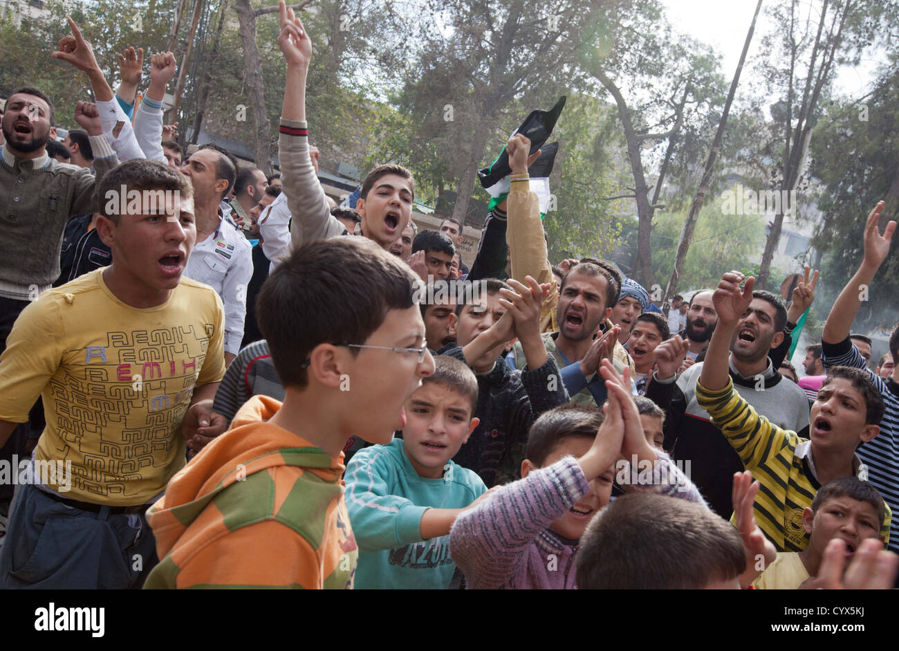Syrian protest building hi-res stock photography and images - Alamy