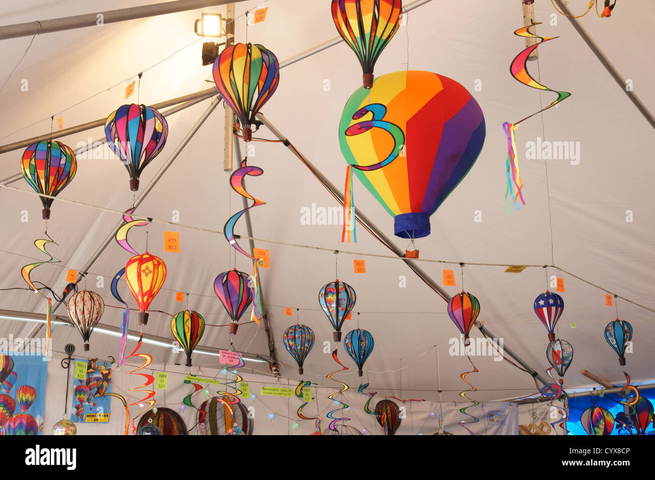 Gaudy display hi-res stock photography and images - Alamy
