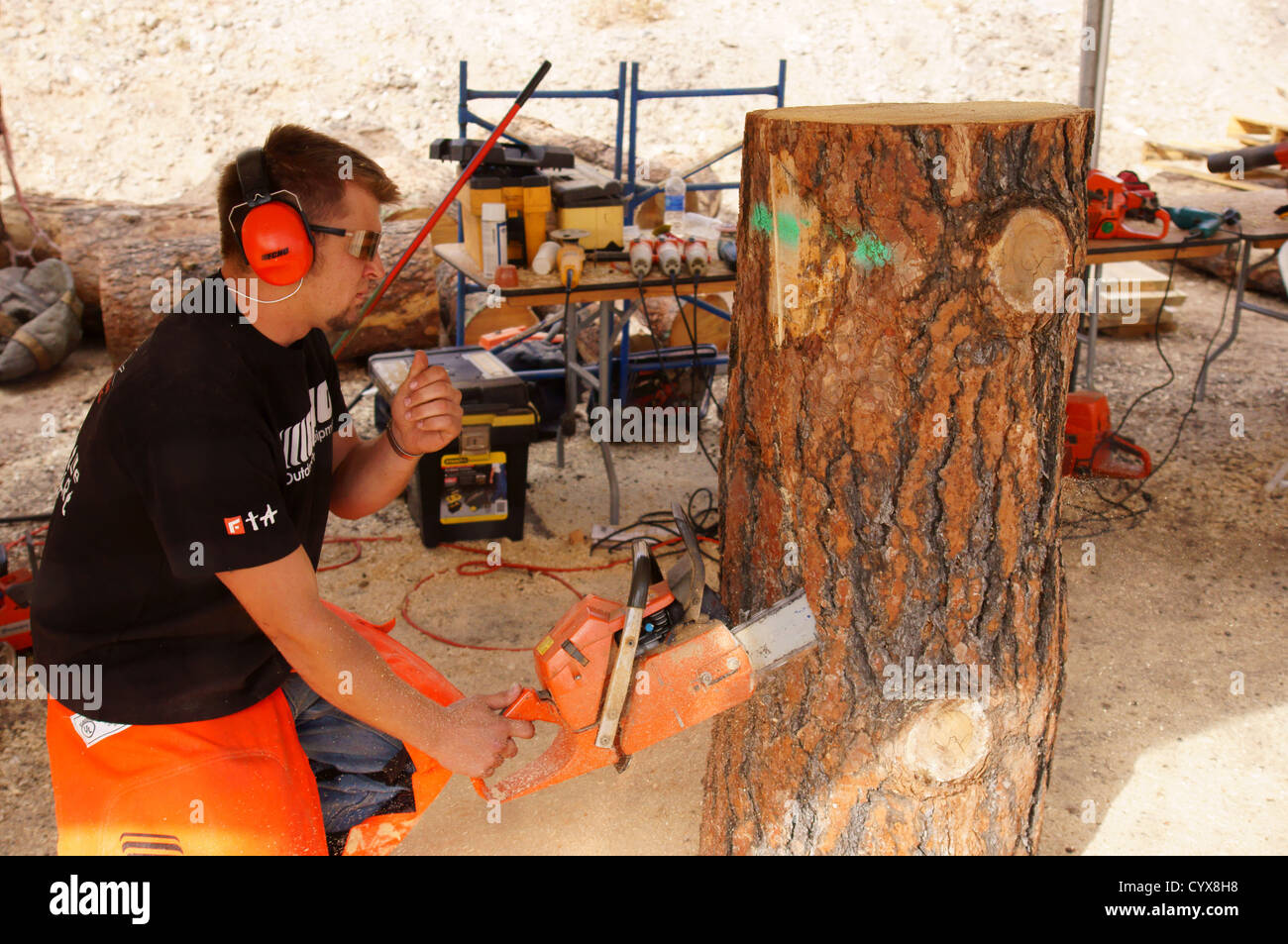 Lumberjack carving wood carving hi-res stock photography and images - Alamy