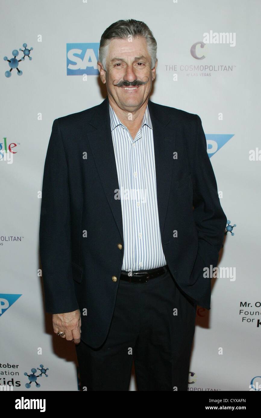Rollie Fingers at arrivals for 8th All Star Celebrity Classic to ...