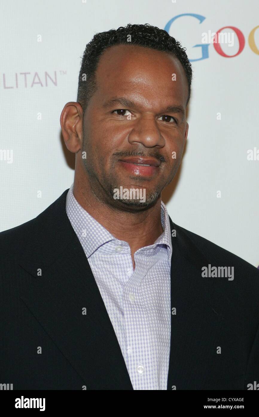 News charity andre hi-res stock photography and images - Alamy