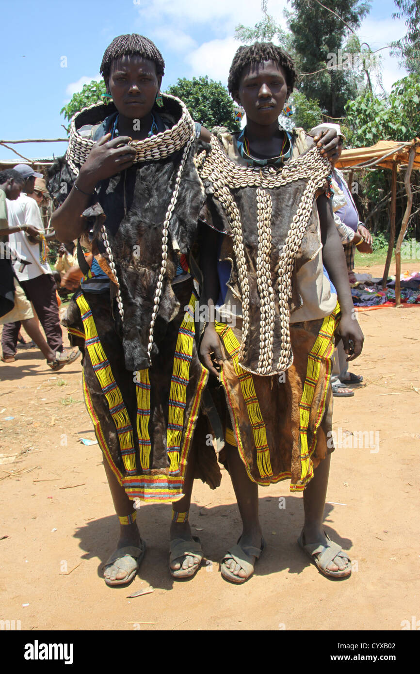 Tribes of the omo valley hi-res stock photography and images - Alamy