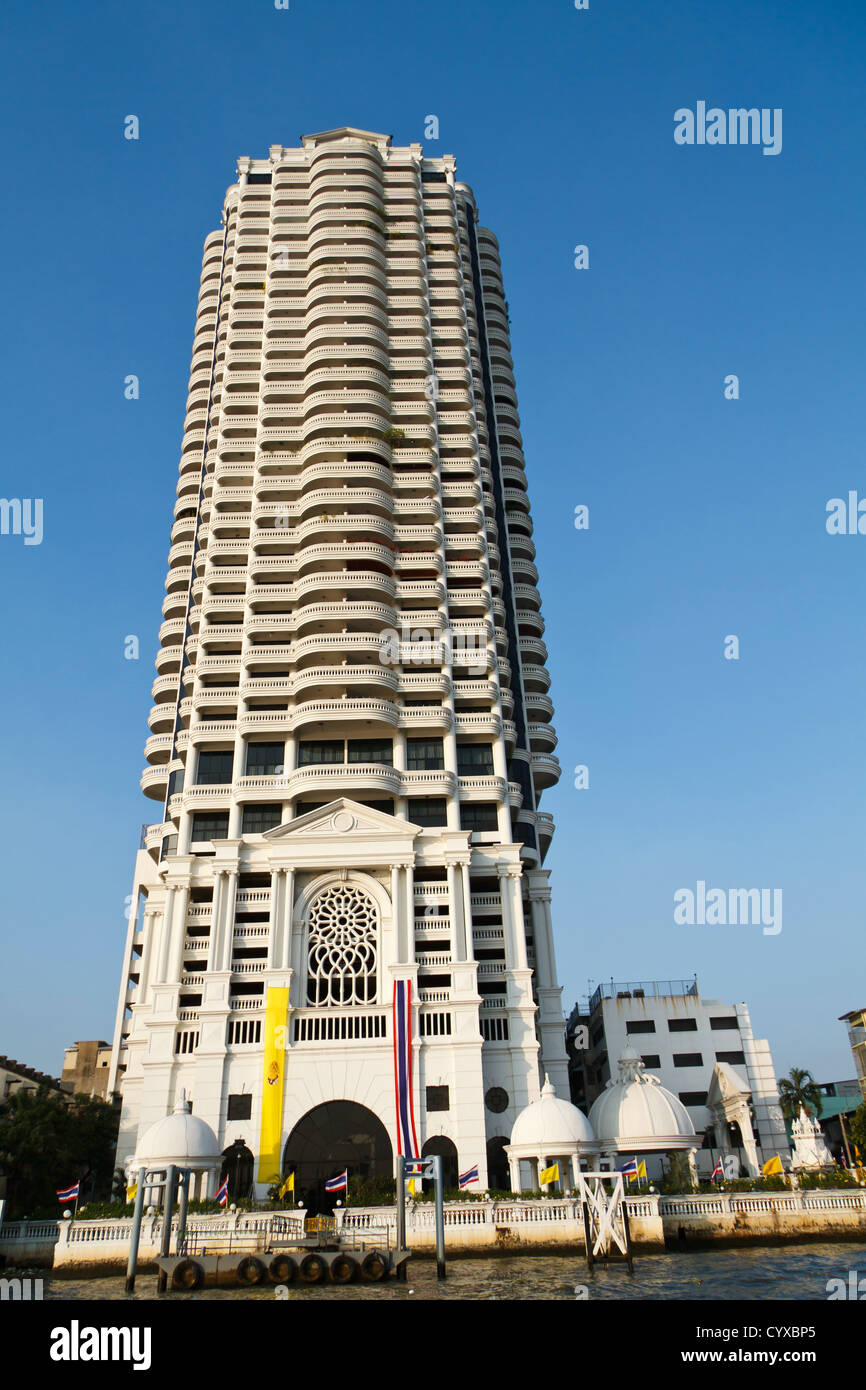 Modern Skyscraper in Bangkok, Thailand Stock Photo - Alamy