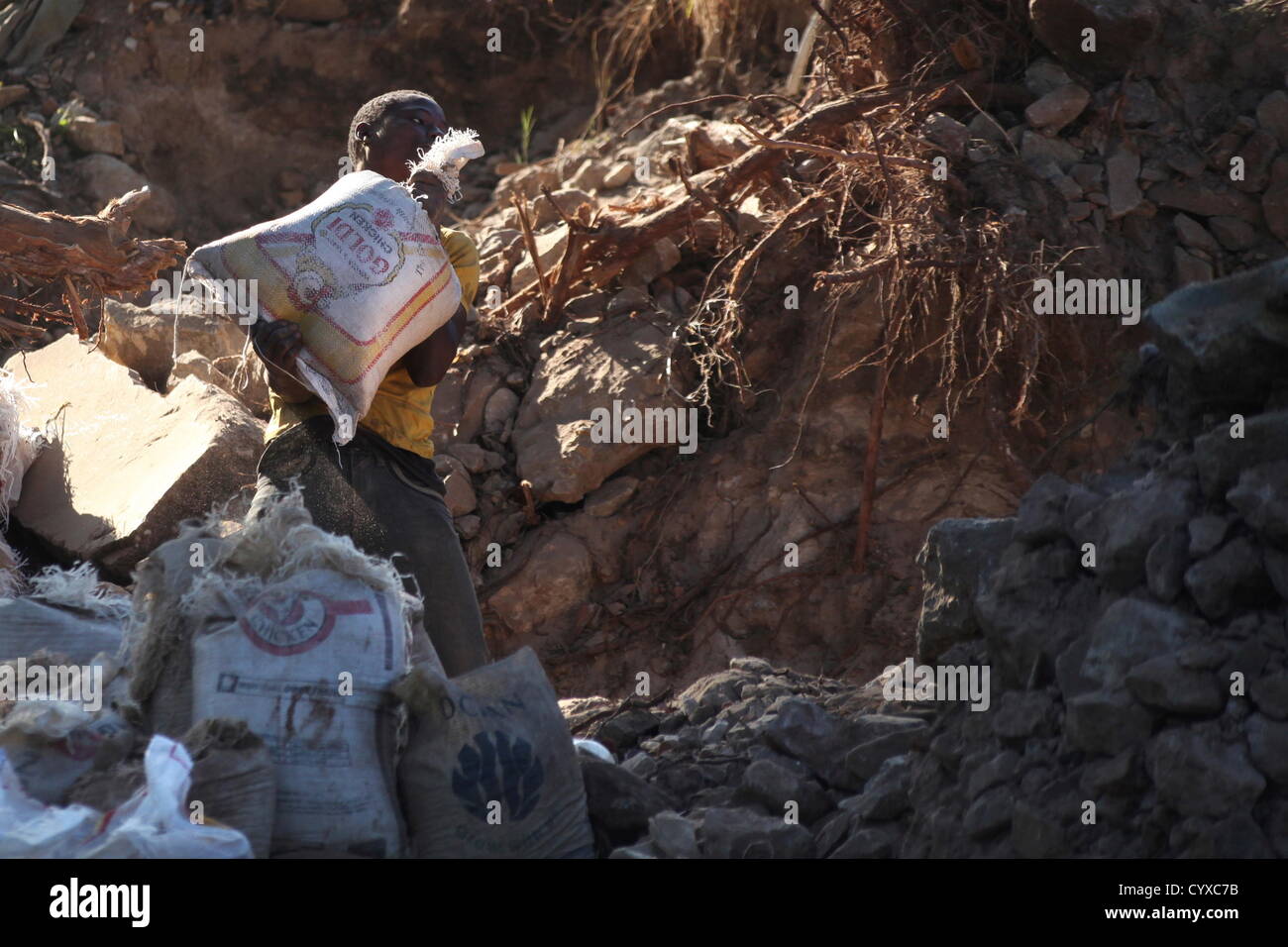 Illegal sand mine africa hi-res stock photography and images - Alamy