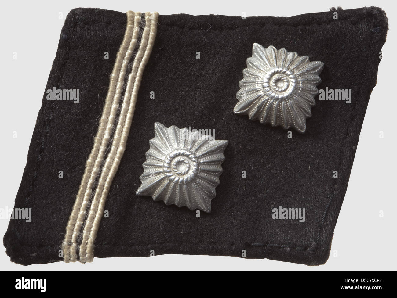 Collar patch for "SS-Hauptscharführer", of black wool on a glued linen ...