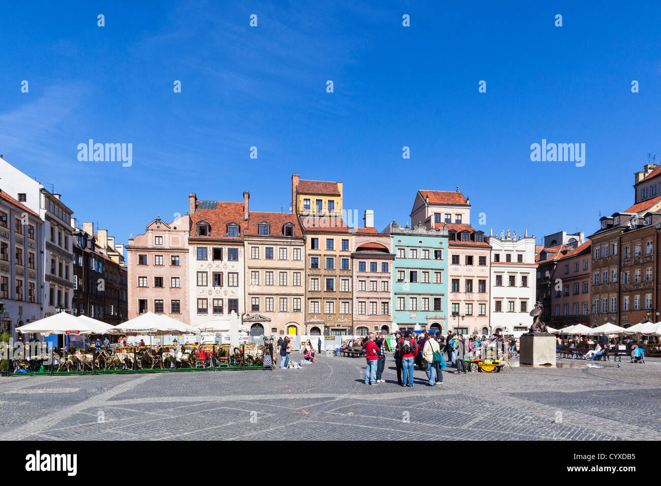 Poland, Warsaw, People at Warsaws Old Town Market Place Stock Photo - Alamy