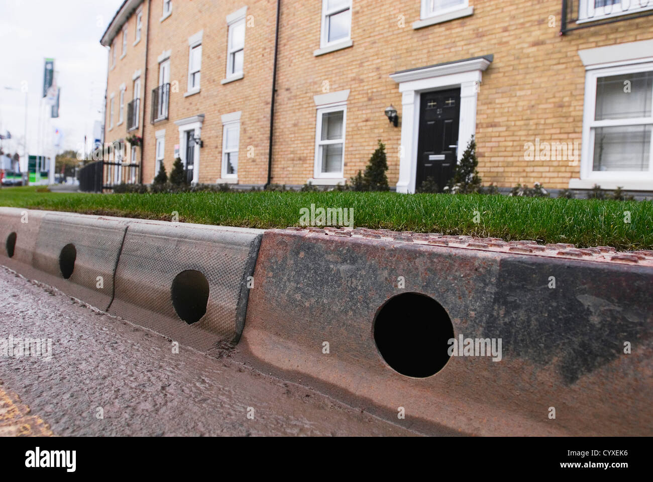 Kerb drainage hi-res stock photography and images - Alamy