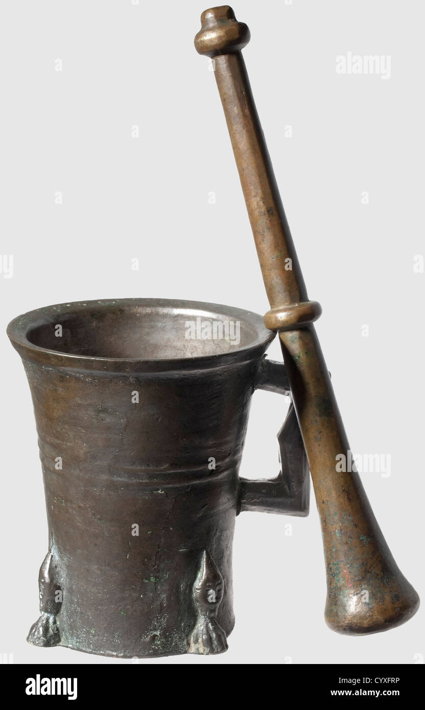 A German late Gothic mortar, 2nd half of the 15th century Bronze with ...